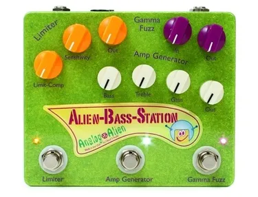 Alien Bass Station by Analog Alien | Stompbx